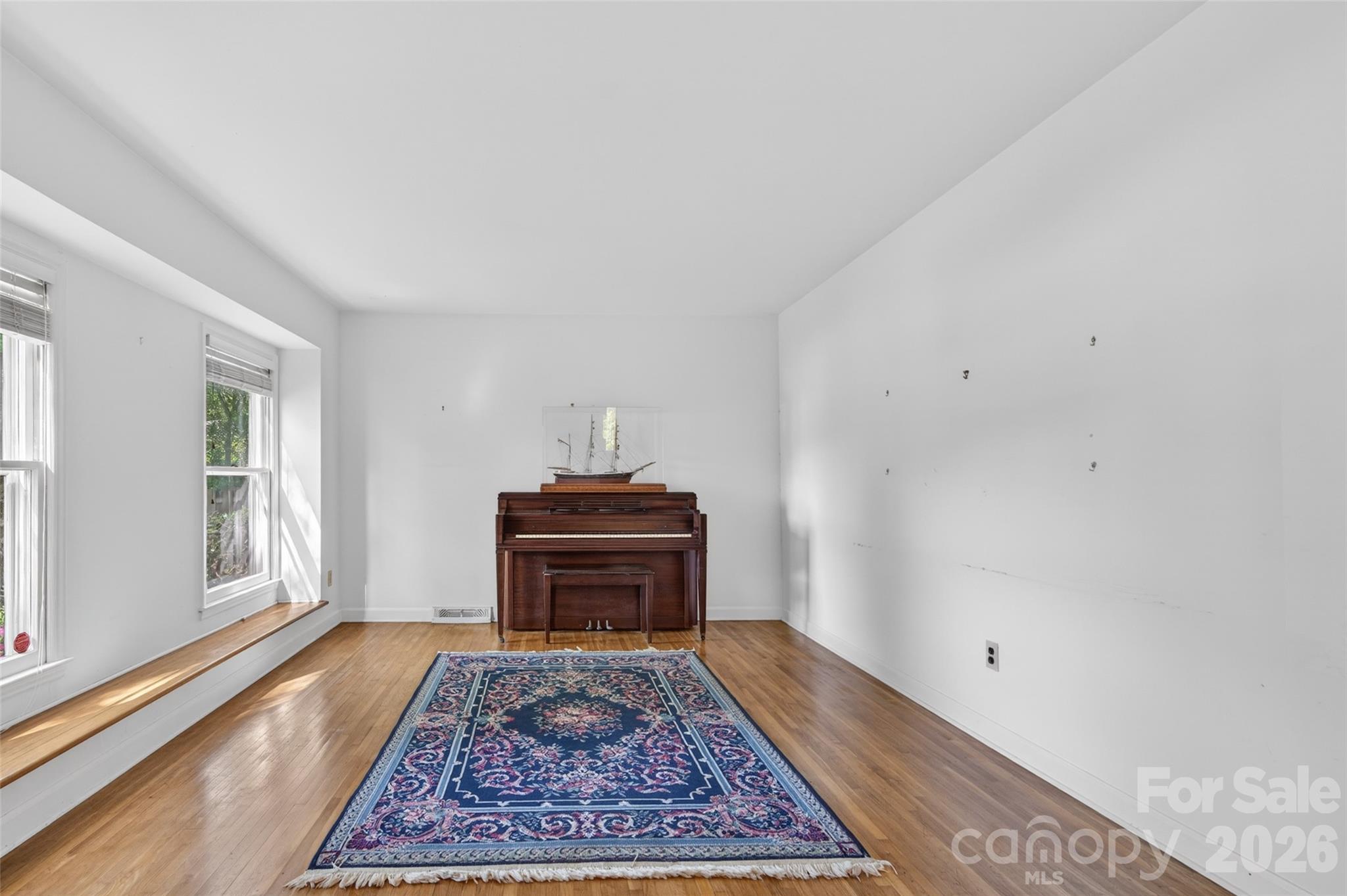 Photo 13 of 1511 Ormsby Court, Charlotte, NC