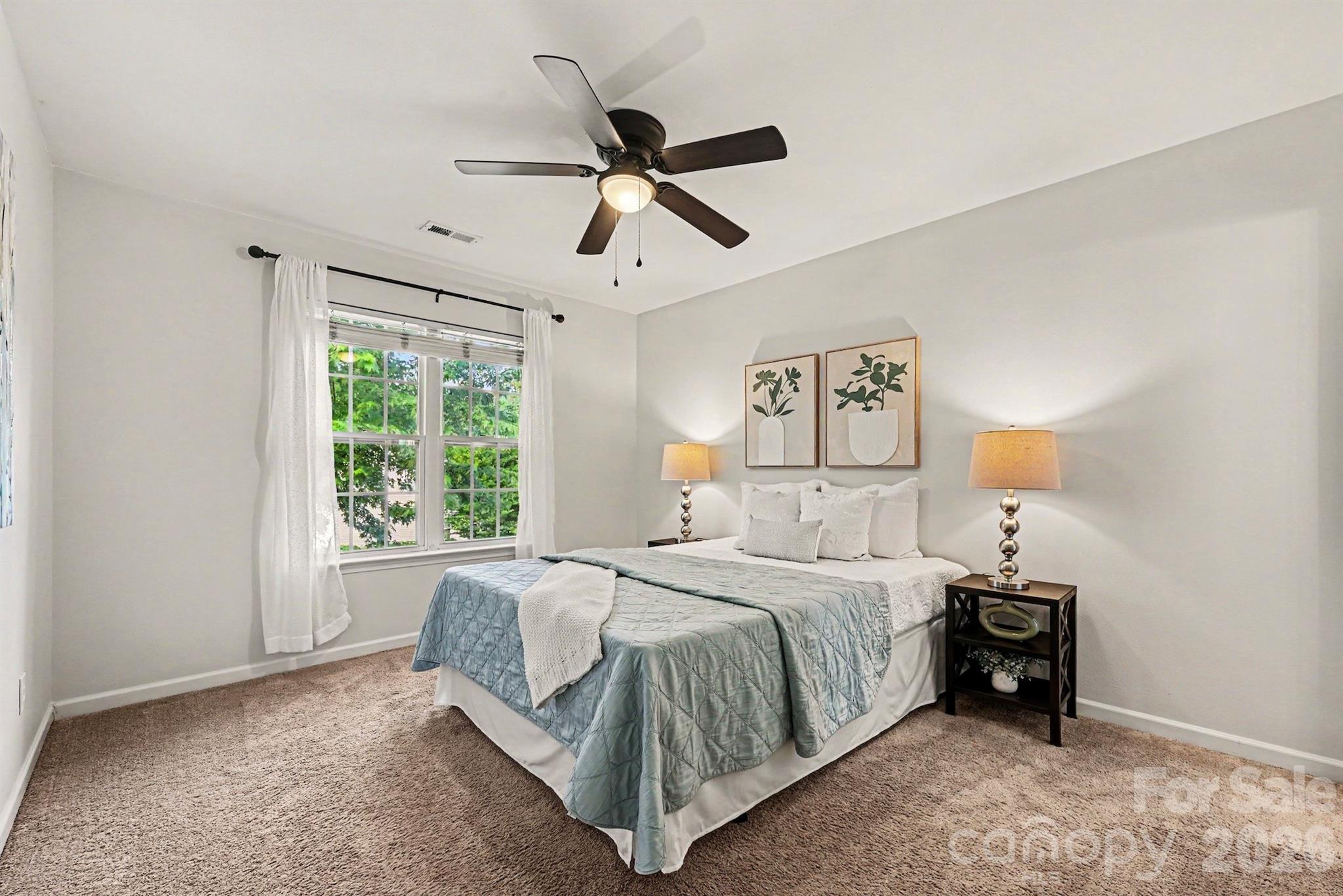 Photo 13 of 9902 Highlands Crossing Drive, Charlotte, NC
