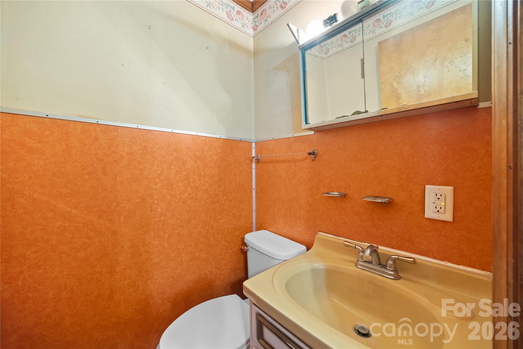 419 S Pearl Street, Troy, NC - photo 22 of 28