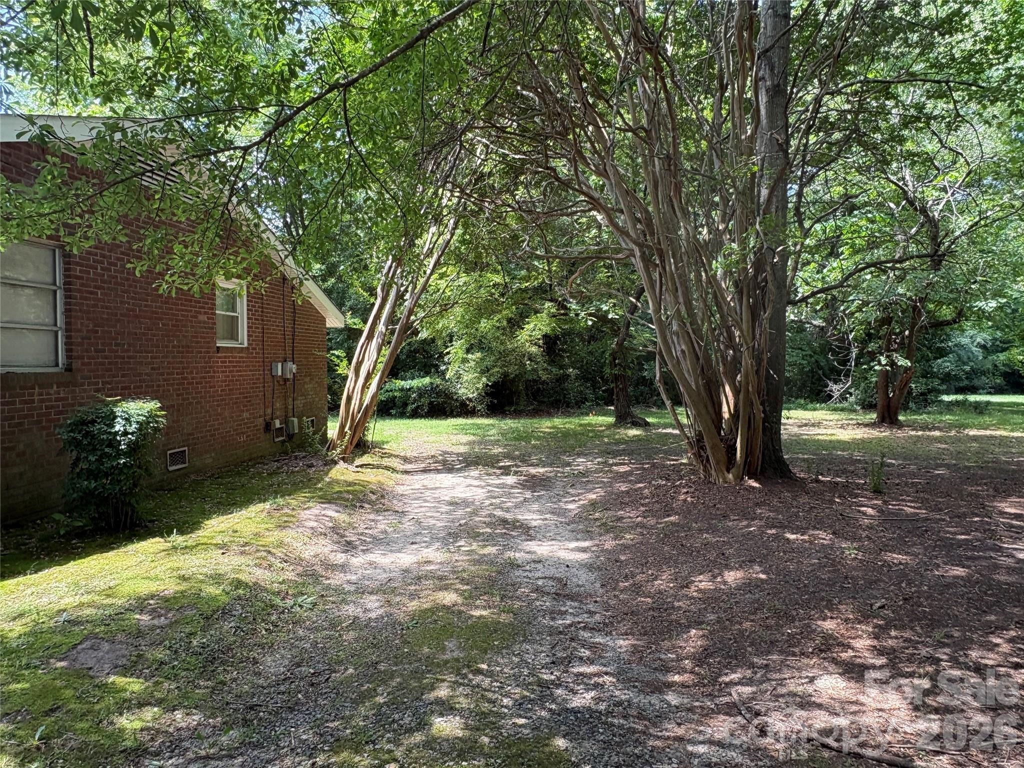 Photo 4 of 723 Kings Mountain Street, Clover, SC
