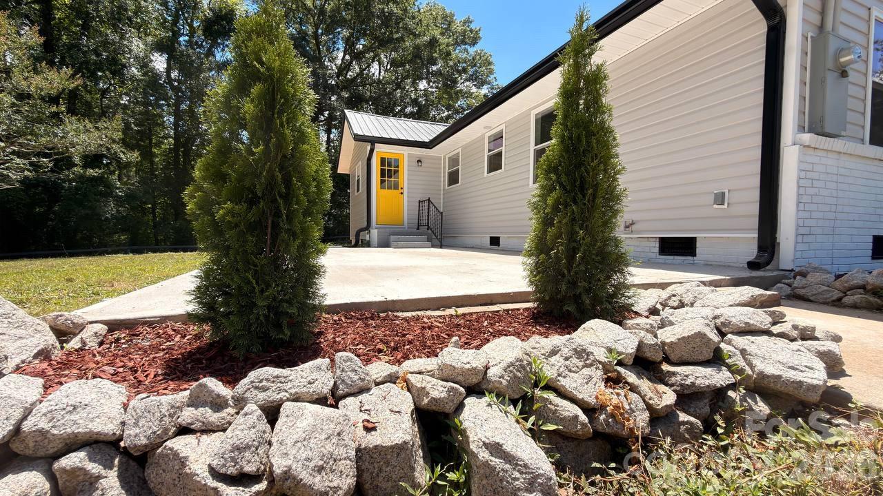 Photo 3 of 4604 Old Hickory Road, Lancaster, SC