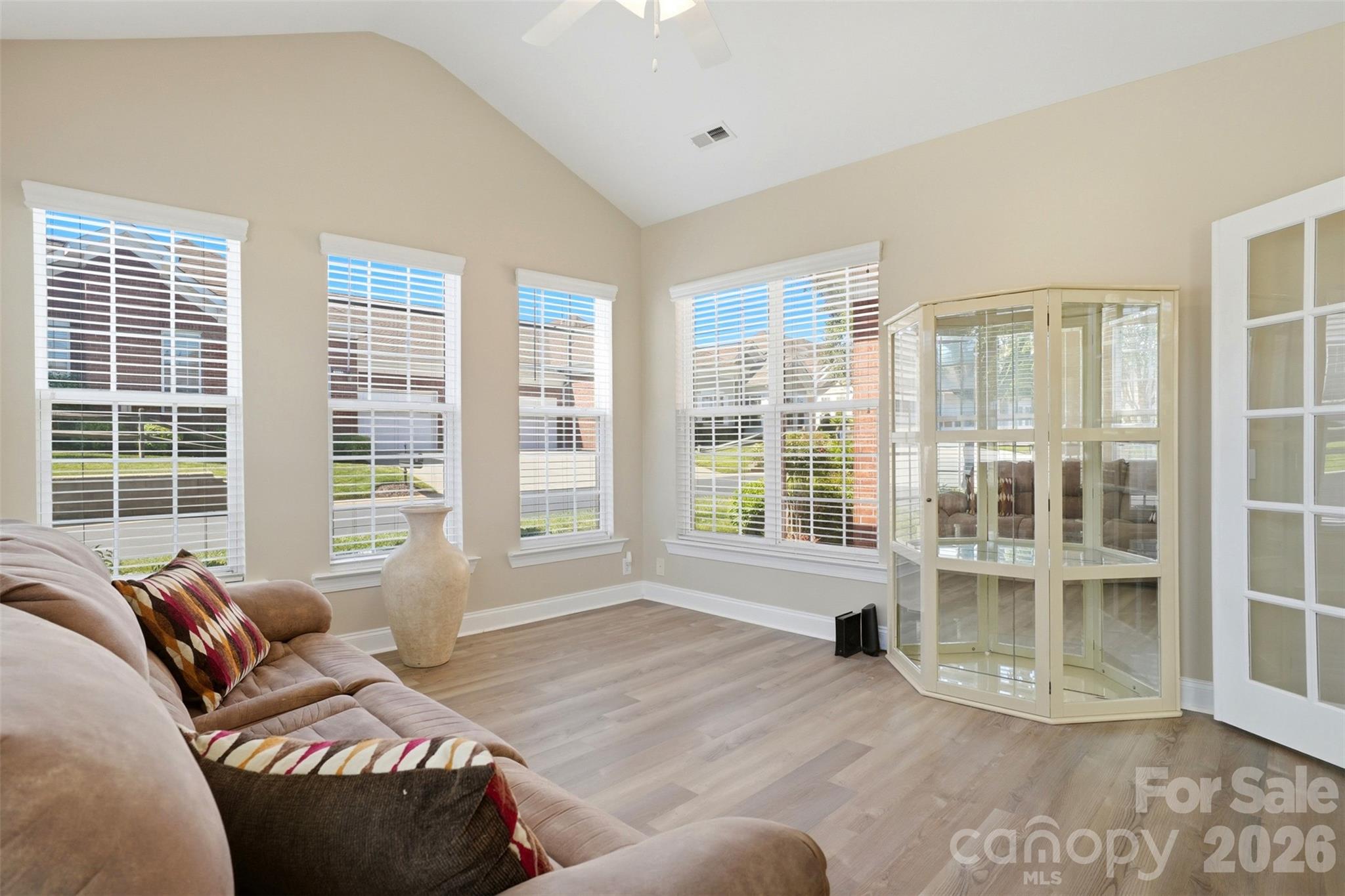 Photo 4 of 2118 N Castle Court, Matthews, NC
