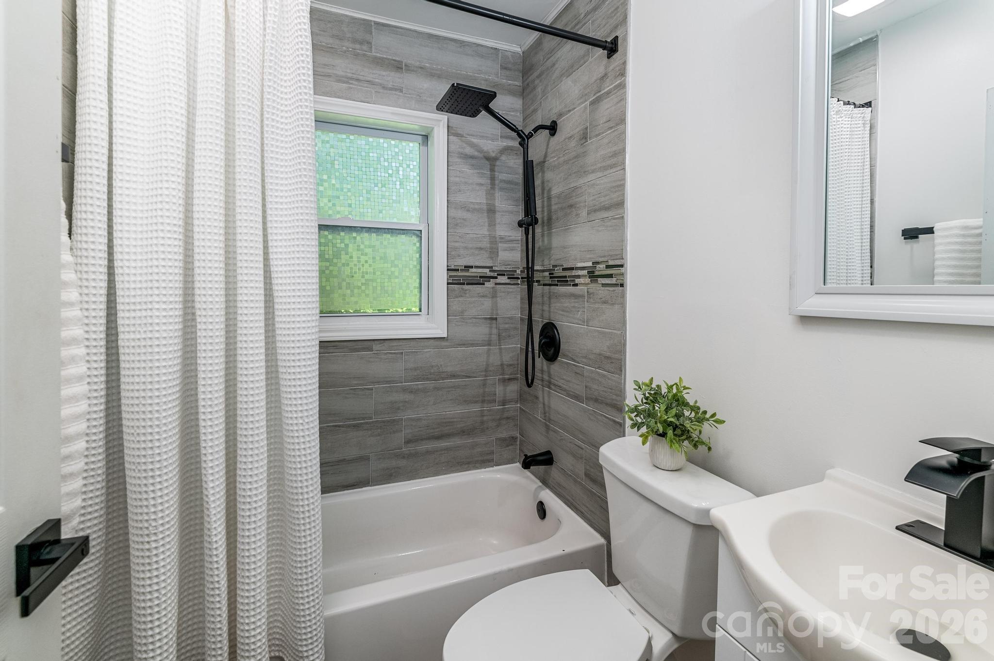 Photo 37 of 3828 Oakwood Road, Charlotte, NC