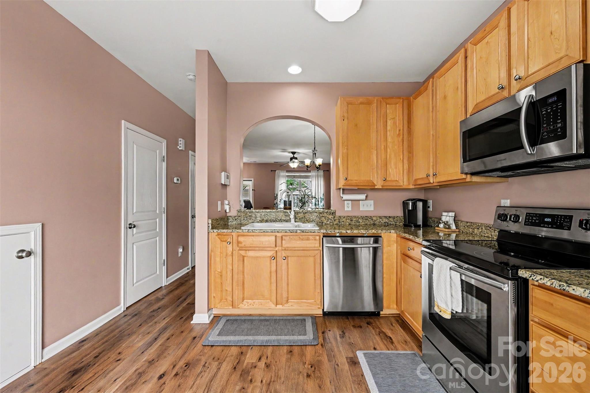 1033 Woodglen Lane, Matthews, NC - photo 11 of 37