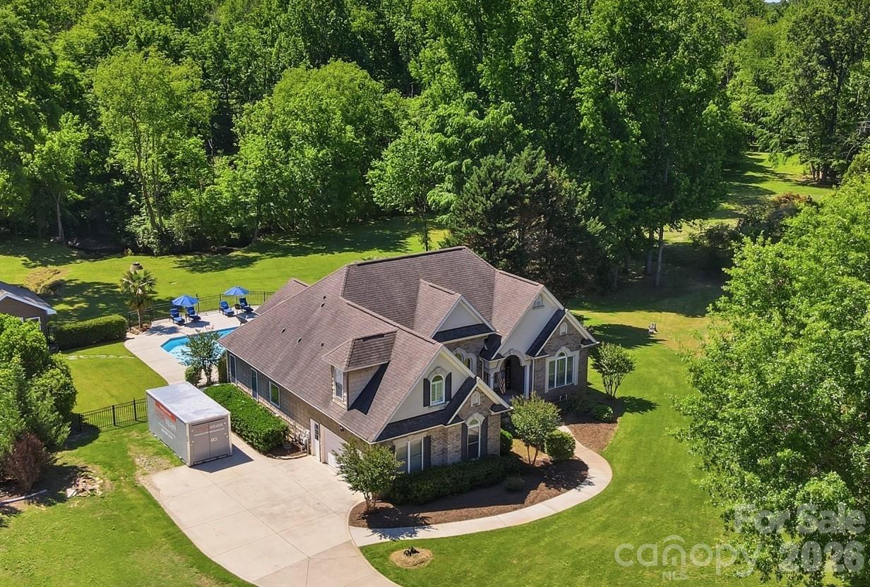 2066 Applebrook Drive, Wesley Chapel, NC - photo 2 of 46