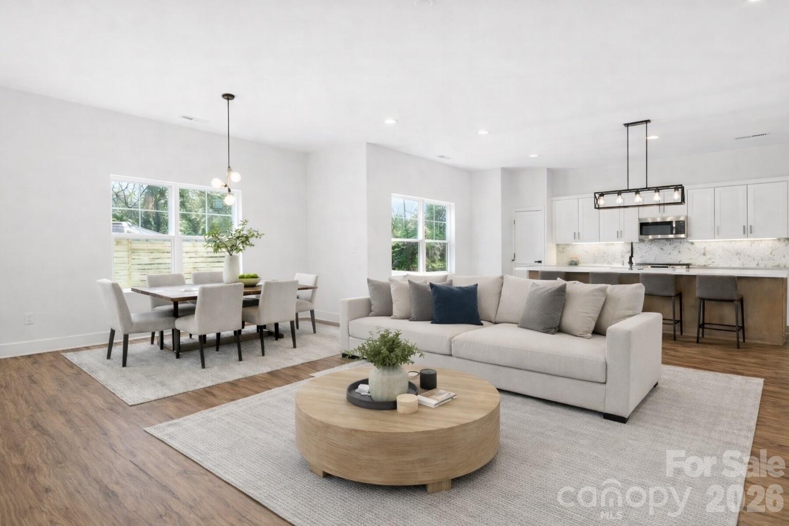 Photo 4 of 426 E 19th Street, Charlotte, NC