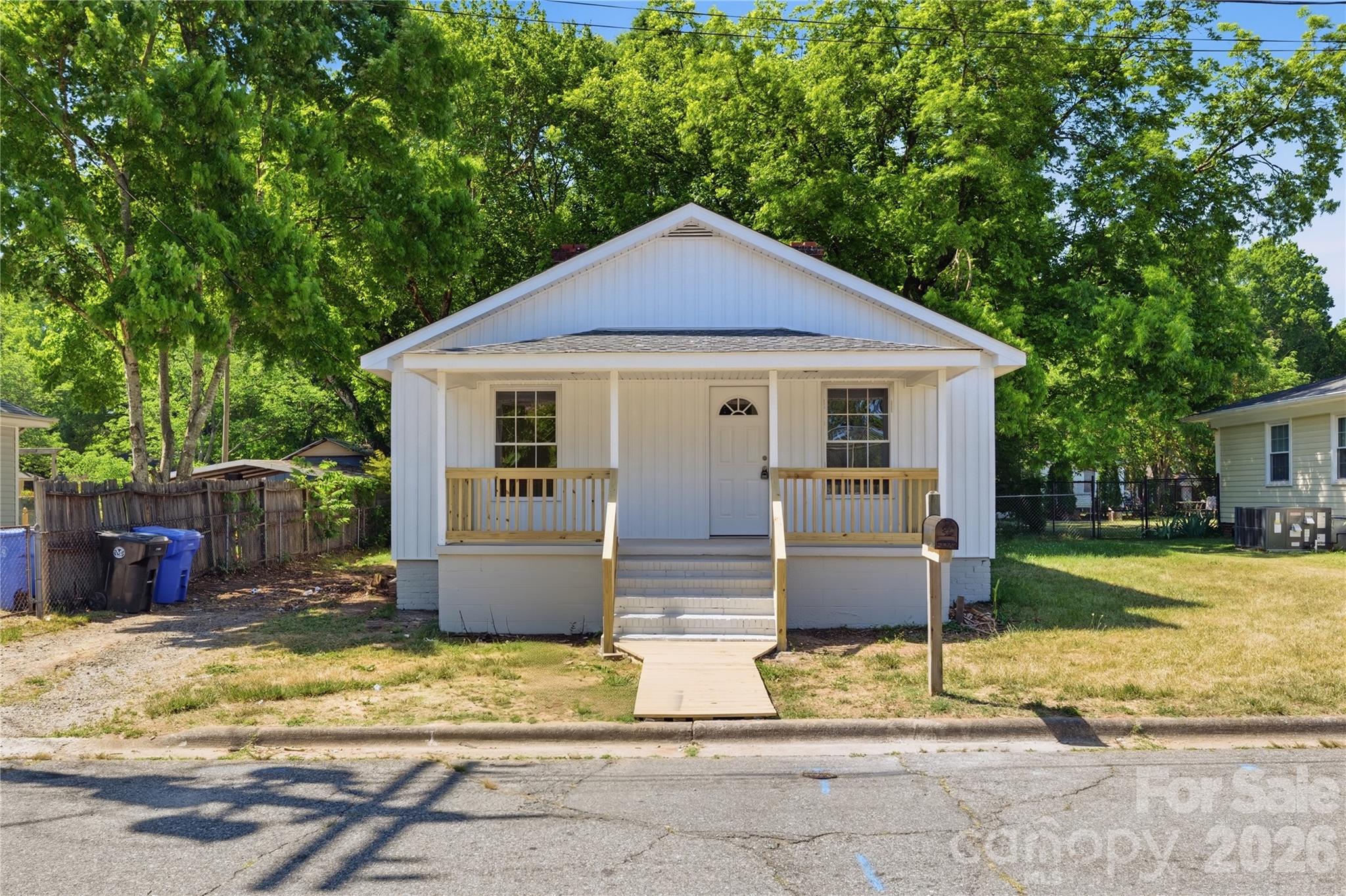 92 Spencer Avenue, Mooresville, NC - photo 1 of 30