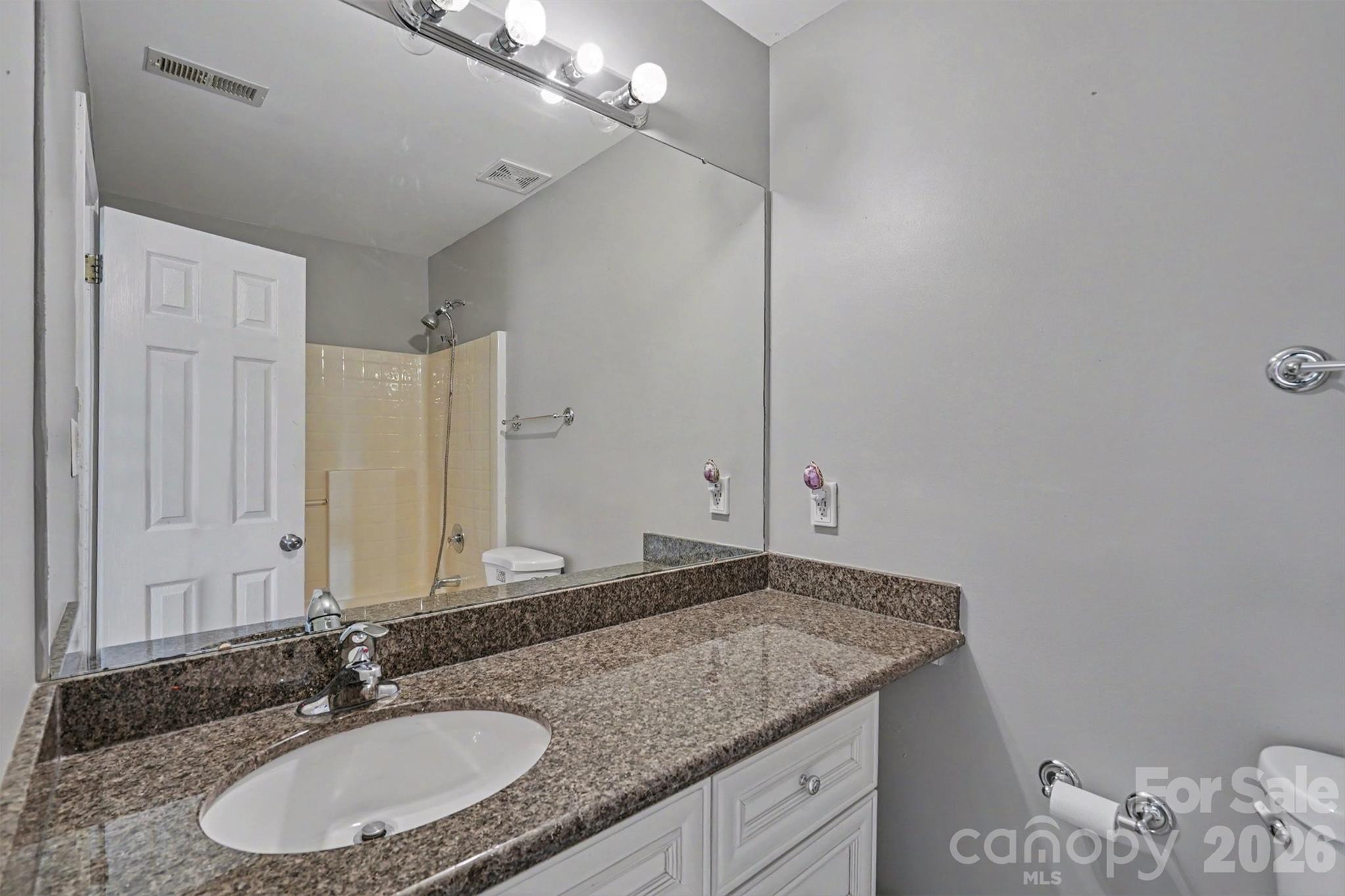 Photo 10 of 8917 Cinnabay Drive, Charlotte, NC