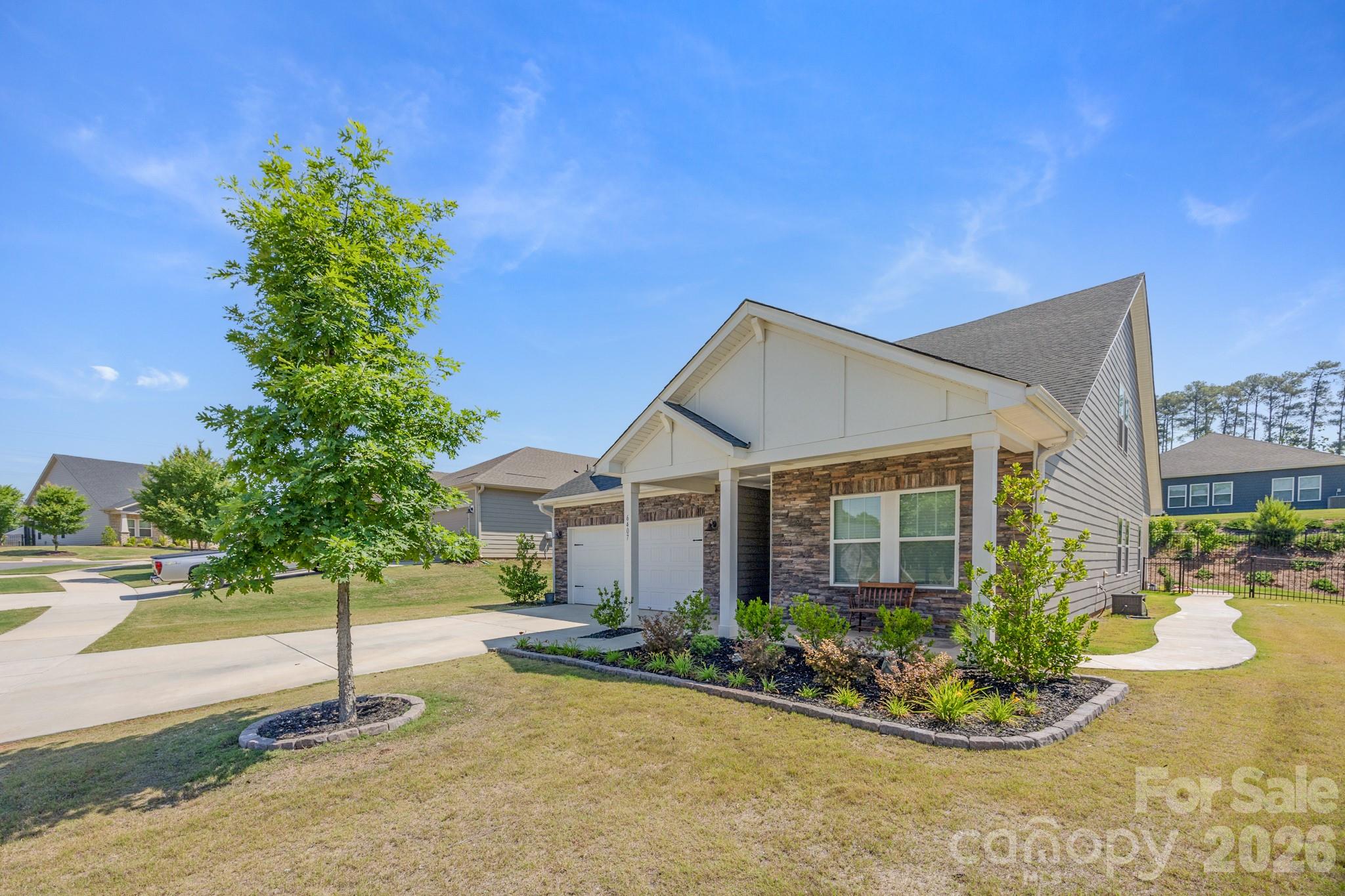 Photo 5 of 6407 Barcelona Way, Charlotte, NC