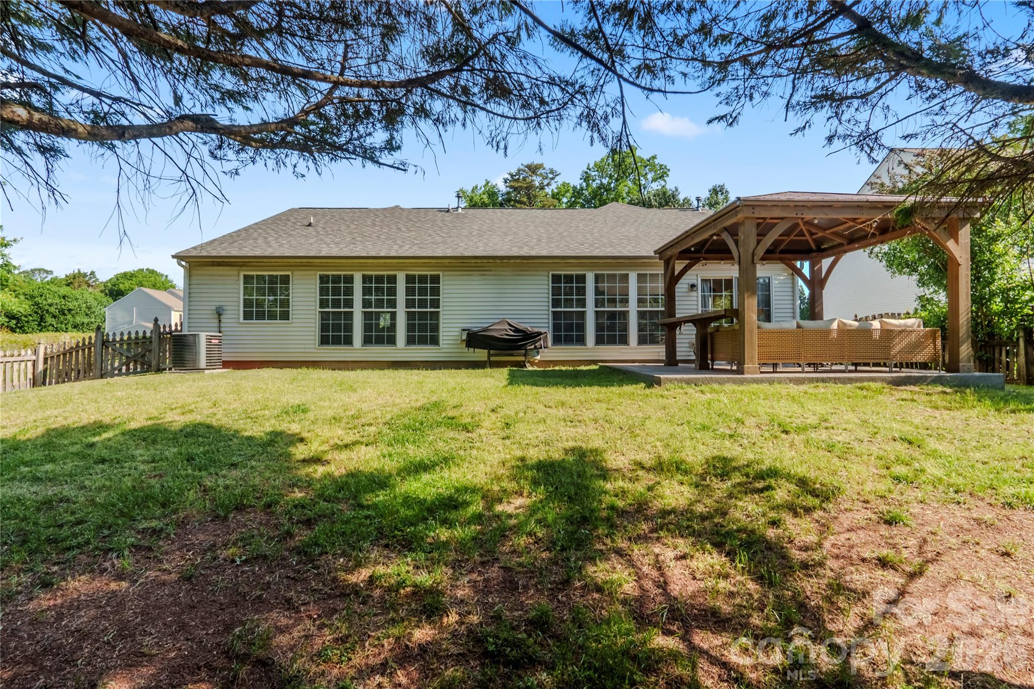 9400 Shepparton Drive, Huntersville, NC - photo 32 of 45