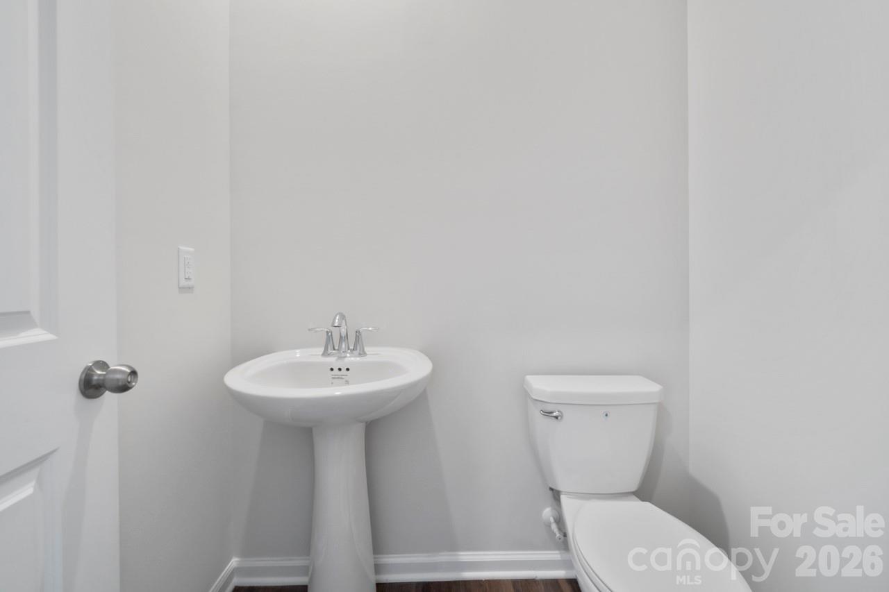 Photo 4 of 12807 Canterbury Castle Drive, Charlotte, NC