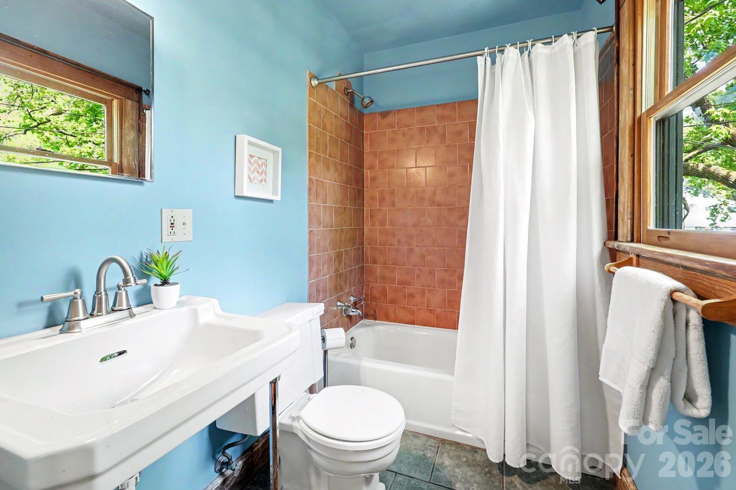 Photo 41 of 1012 E 35th Street, Charlotte, NC