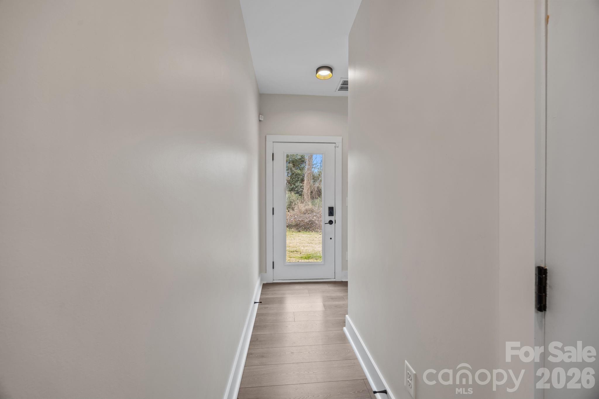 Photo 7 of 513 Strong Avenue, Charlotte, NC