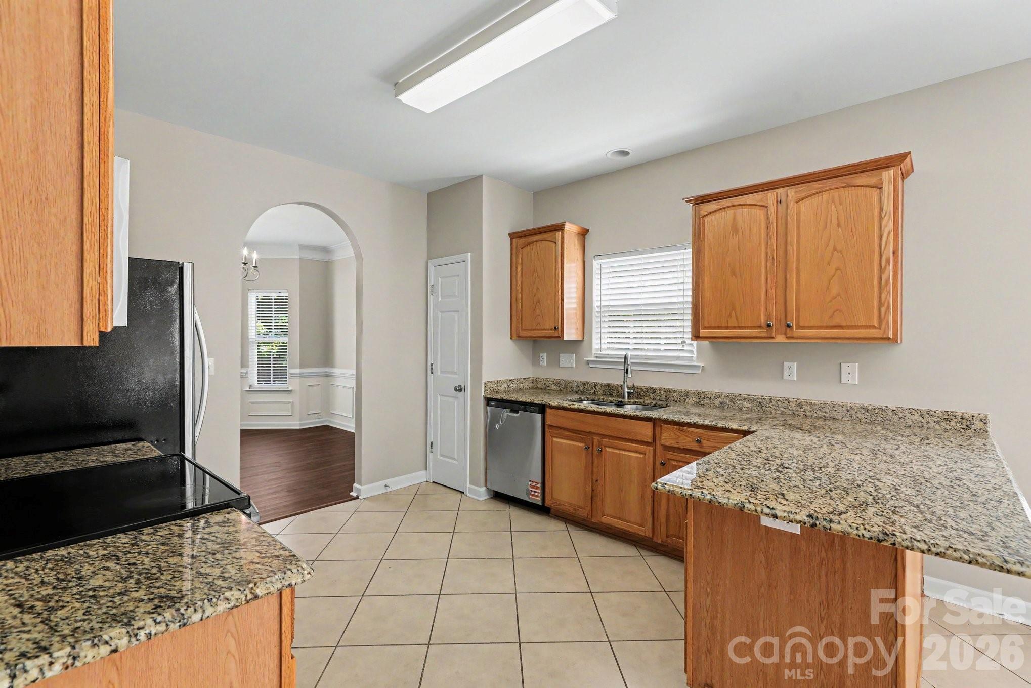 Photo 7 of 8539 Suttonview Drive, Charlotte, NC