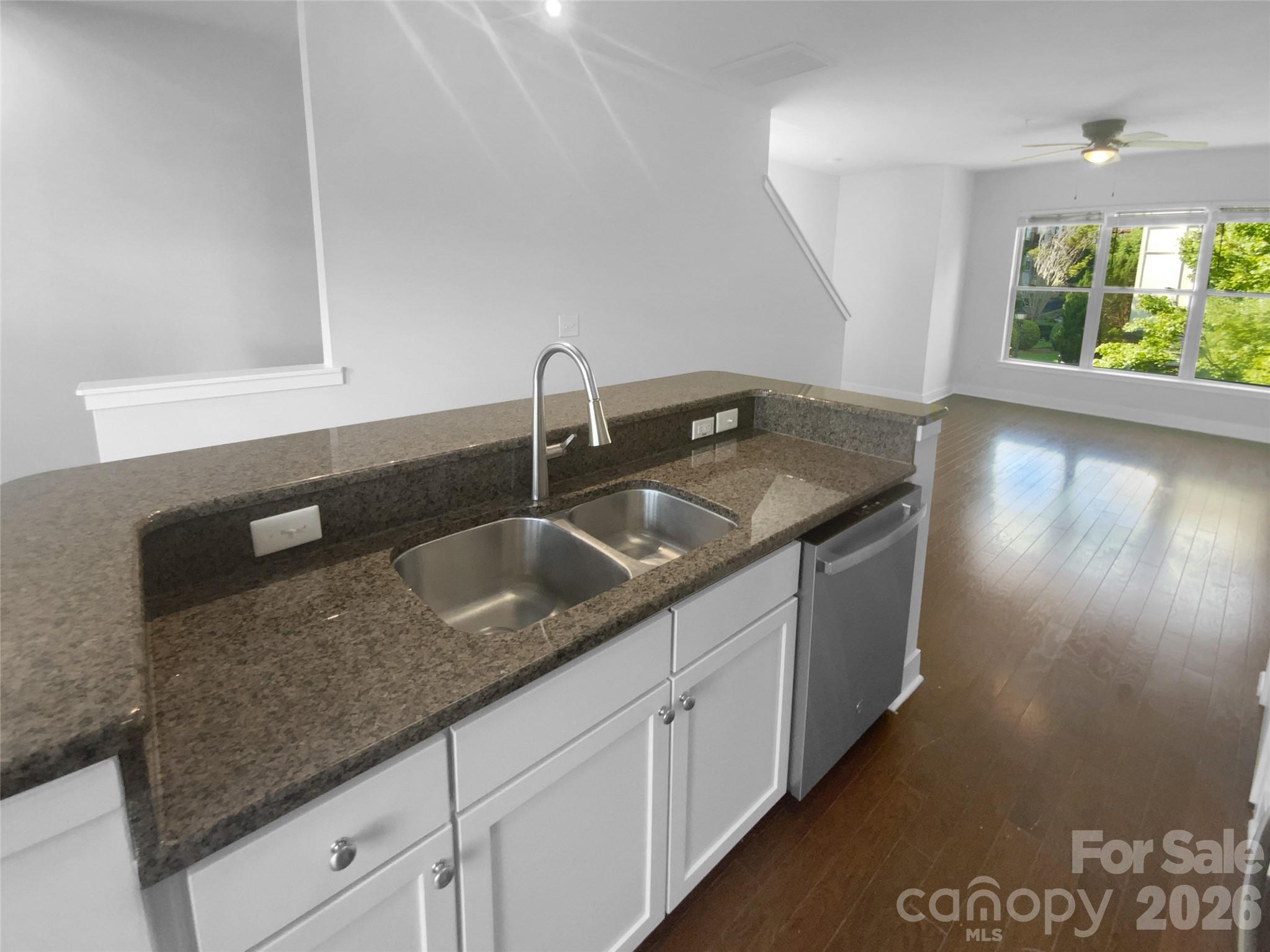 Photo 12 of 1031 Skyline View Way, Charlotte, NC