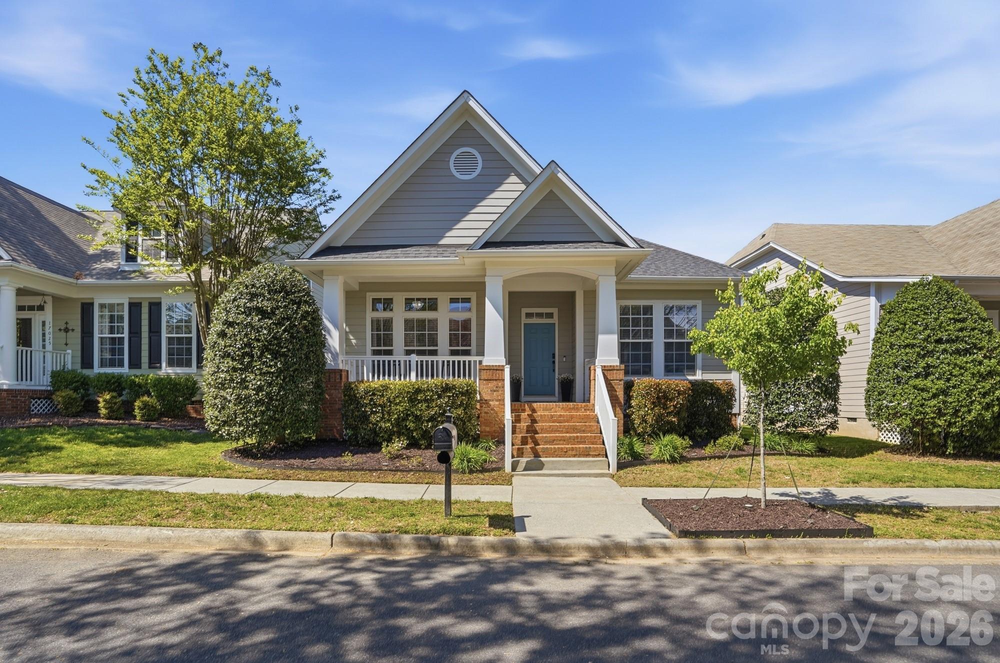 17029 Carlton Way Road, Huntersville, NC - photo 2 of 40