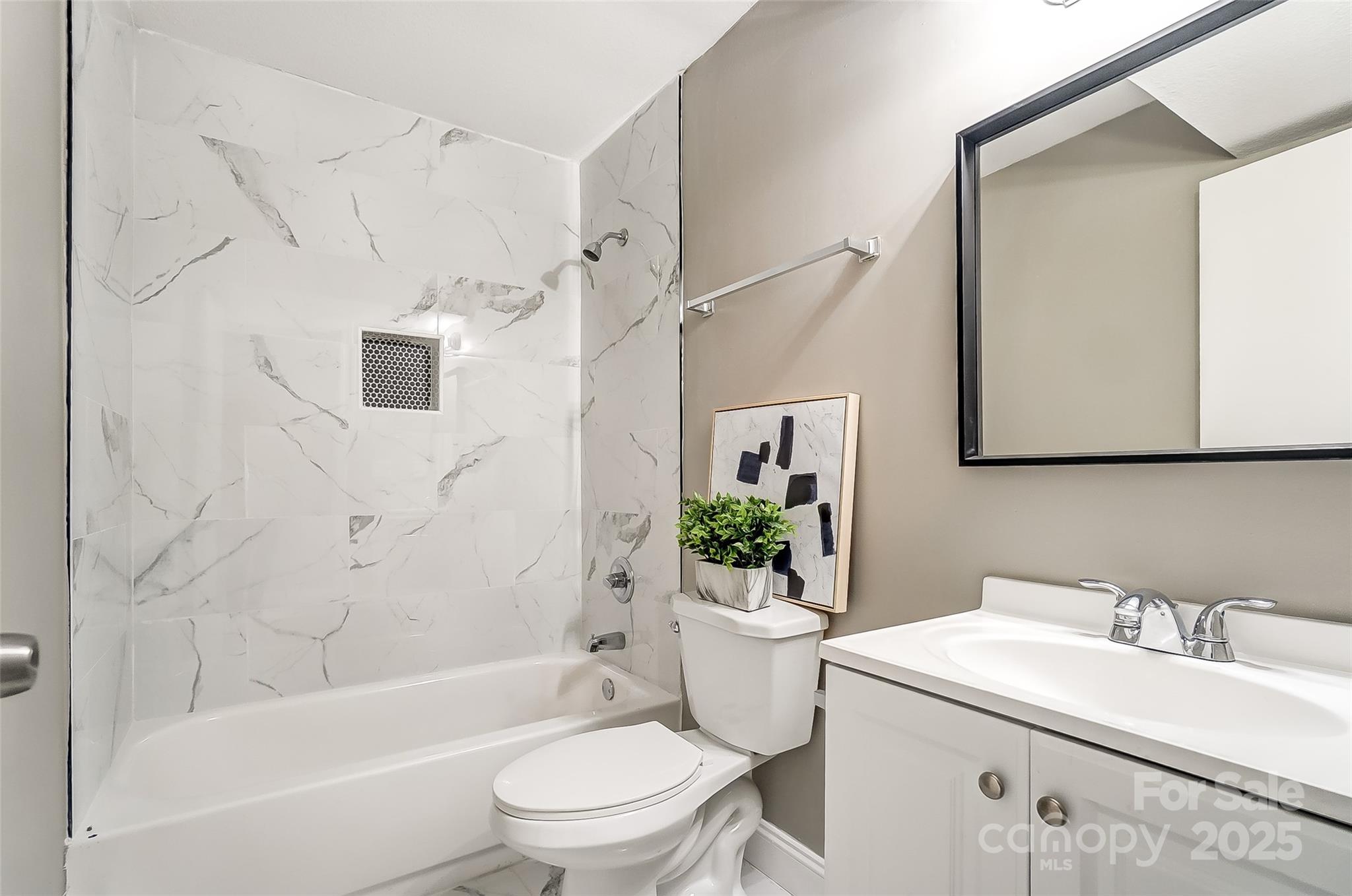 Photo 18 of 11039 Harrowfield Road, Charlotte, NC