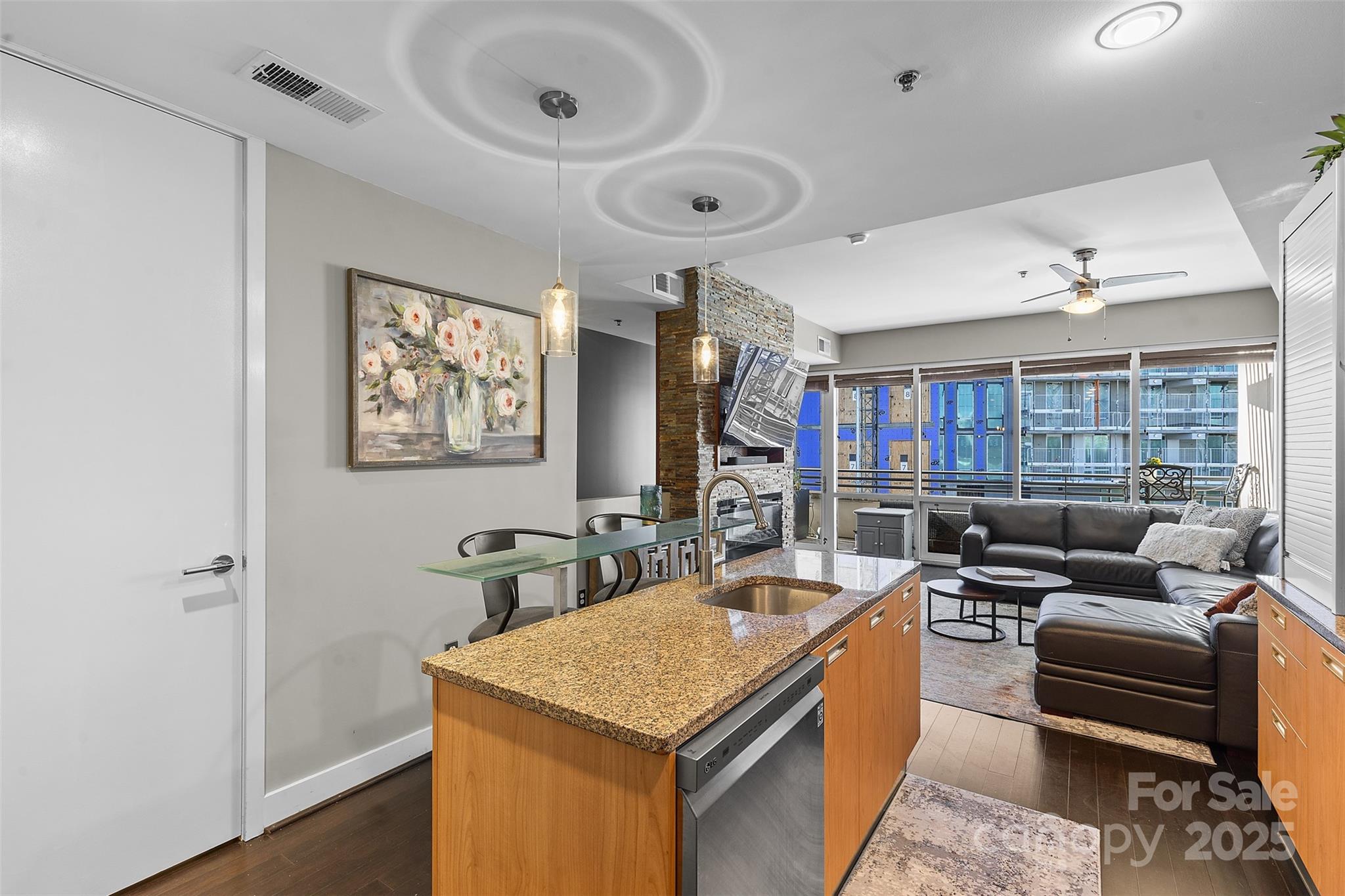 Photo 8 of 1133 Metropolitan Avenue613, Charlotte, NC