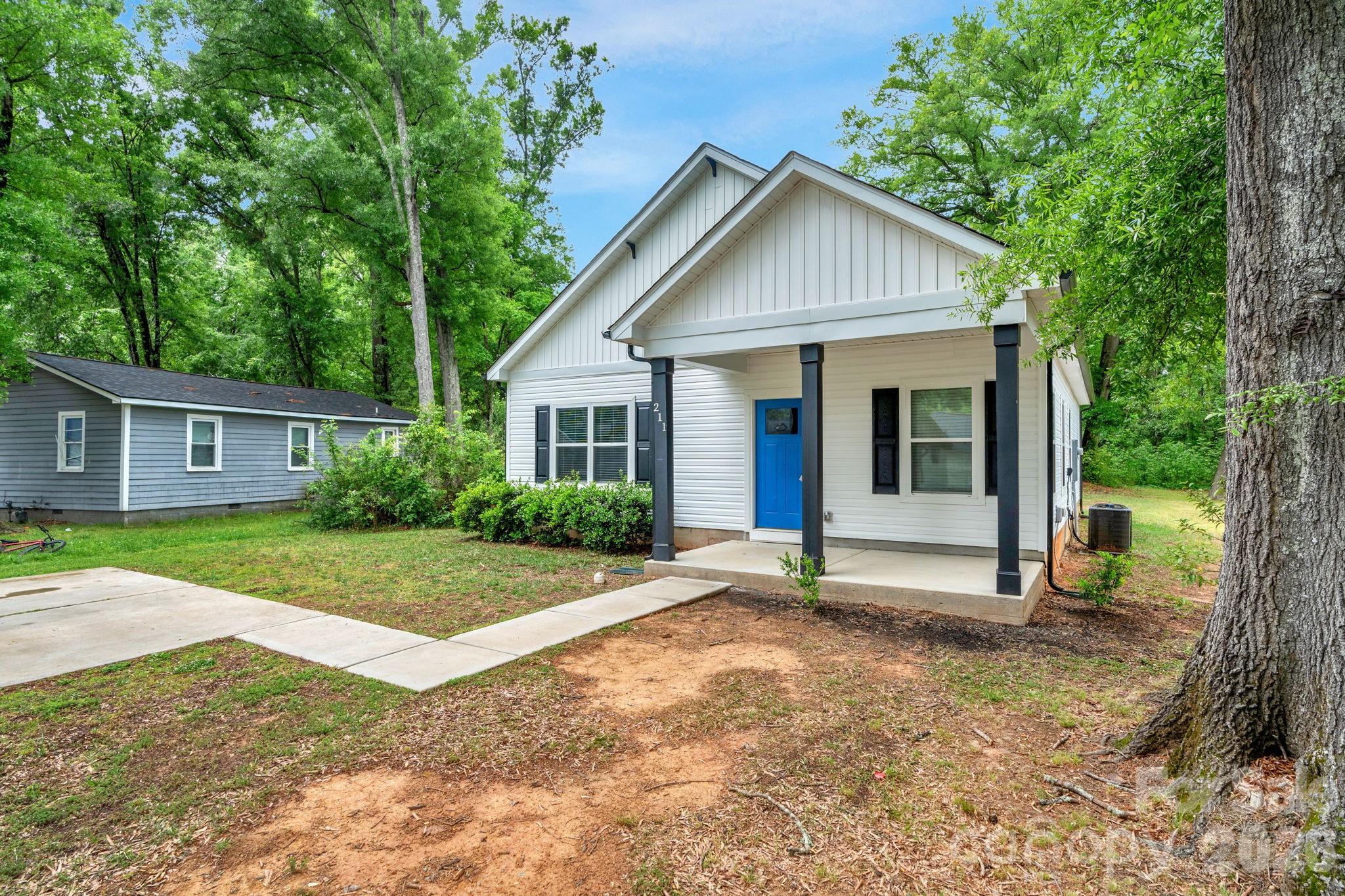 Photo 4 of 211 Baker Street, Rock Hill, SC