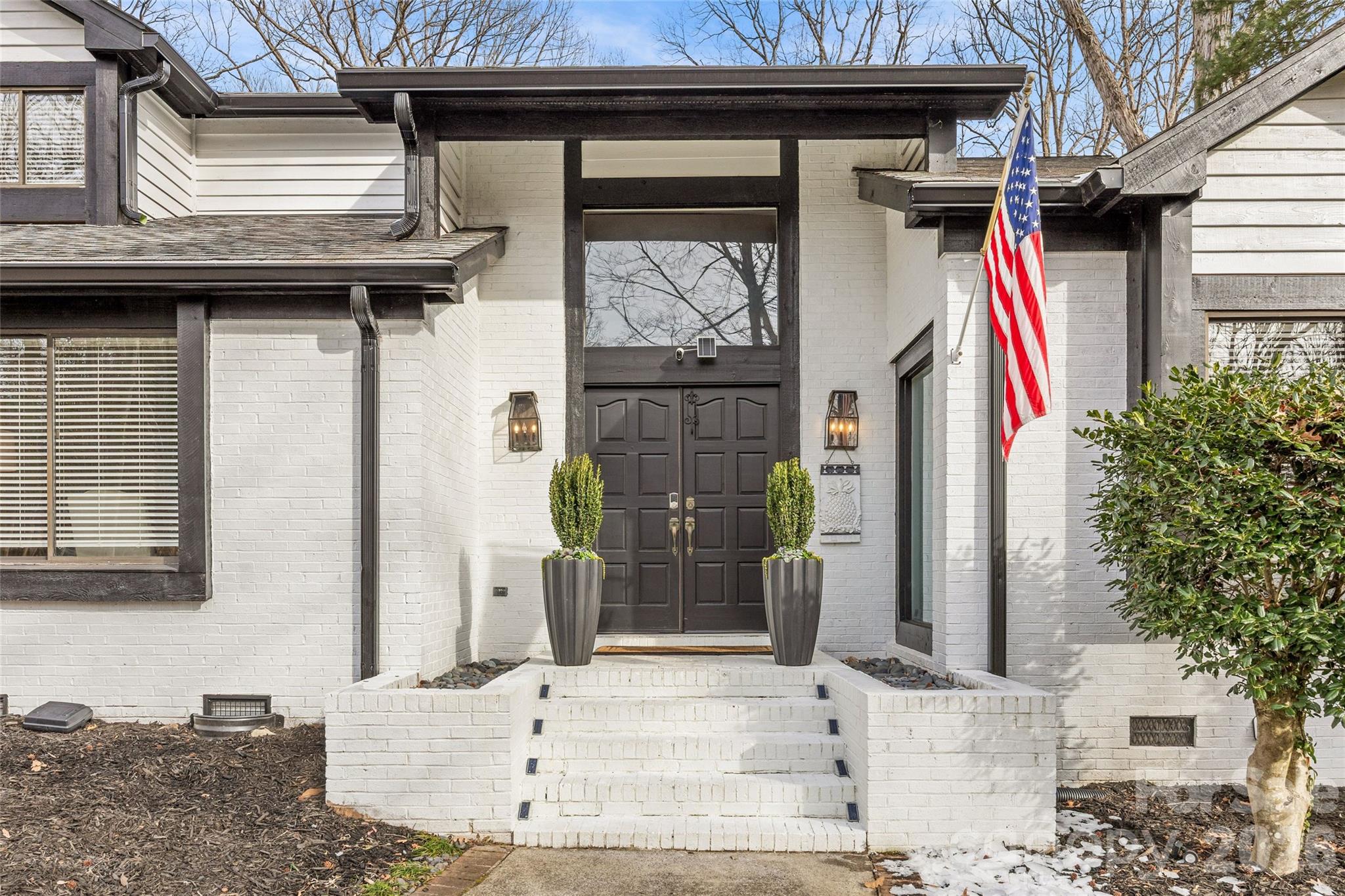 Photo 3 of 9562 Hunting Court, Matthews, NC