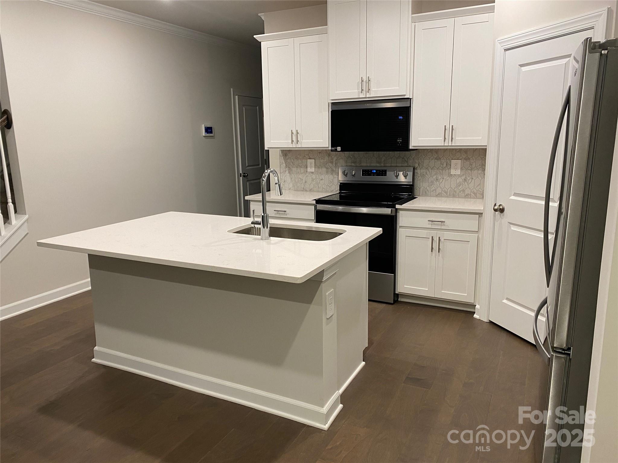 Photo 6 of 6110 Starview Terrace, Charlotte, NC
