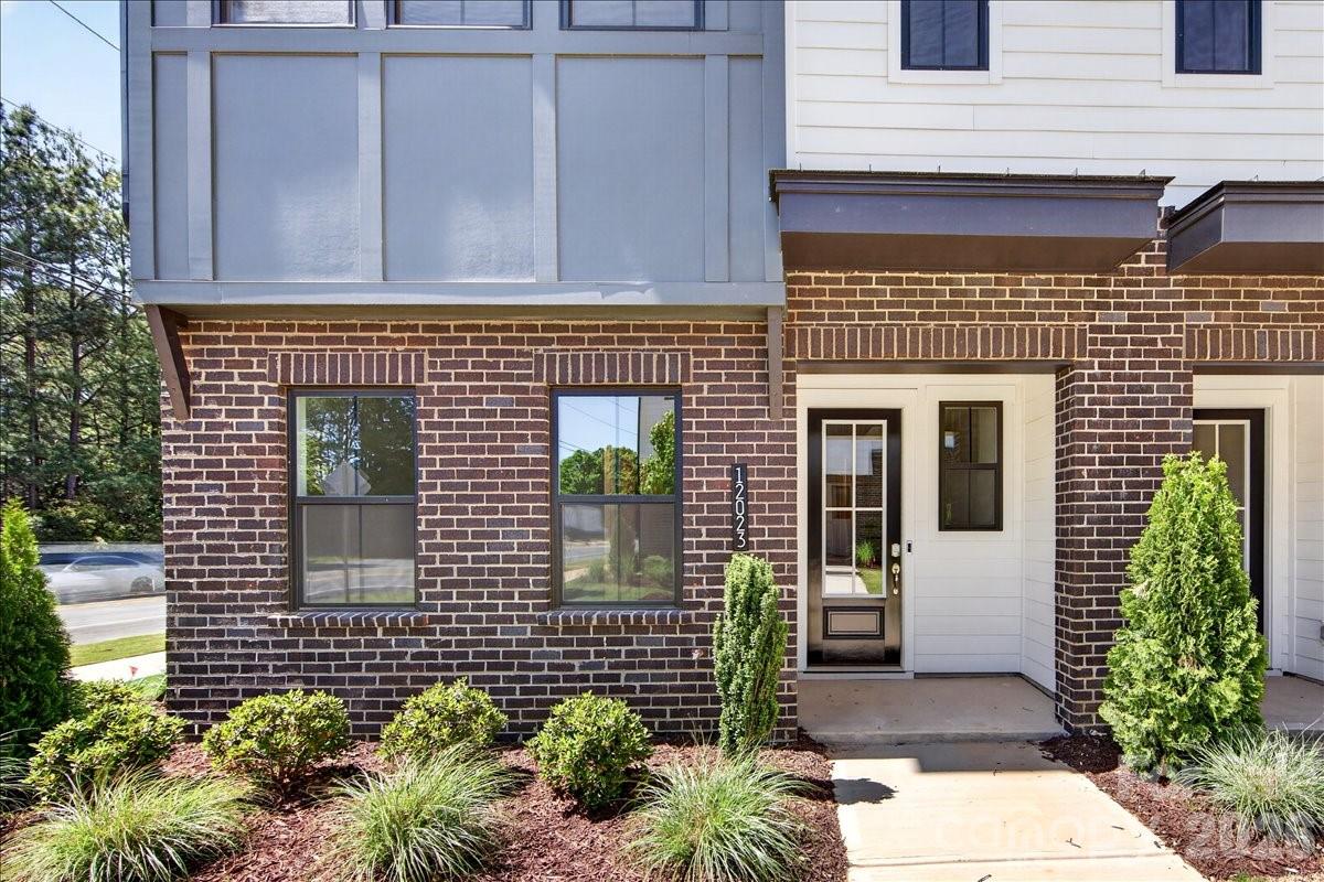 Photo 4 of 12023 Elsa Lane, Charlotte, NC
