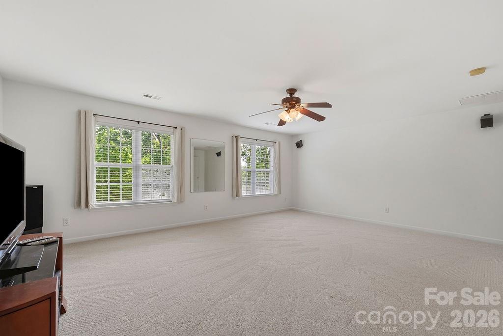 10826 Persimmon Creek Drive, Mint Hill, NC - photo 22 of 48
