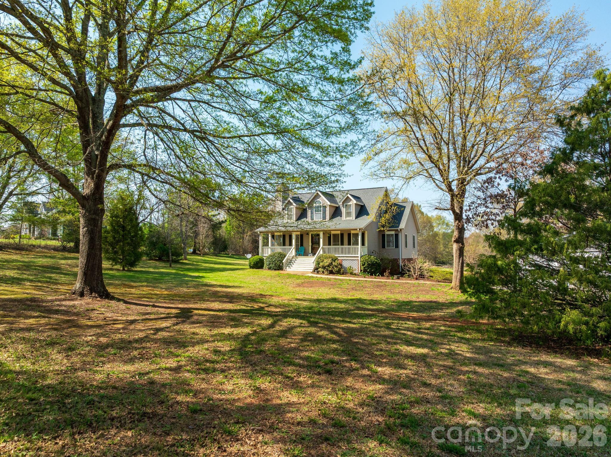 1570 Roddy Road, Campobello, SC