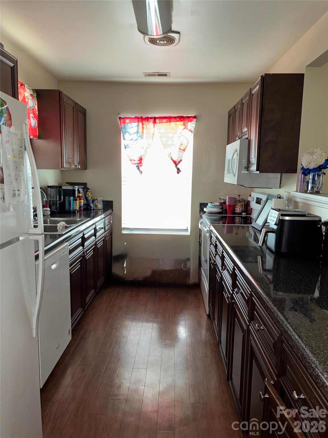 930 Wainwright Avenue, Charlotte, NC - photo 3 of 15