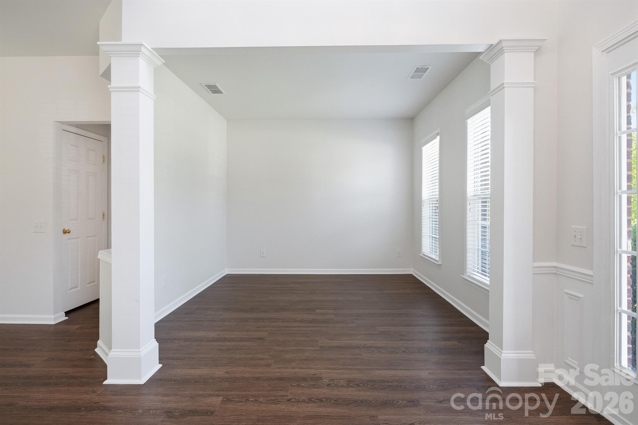 Photo 5 of 7633 Rathburn Lane, Charlotte, NC