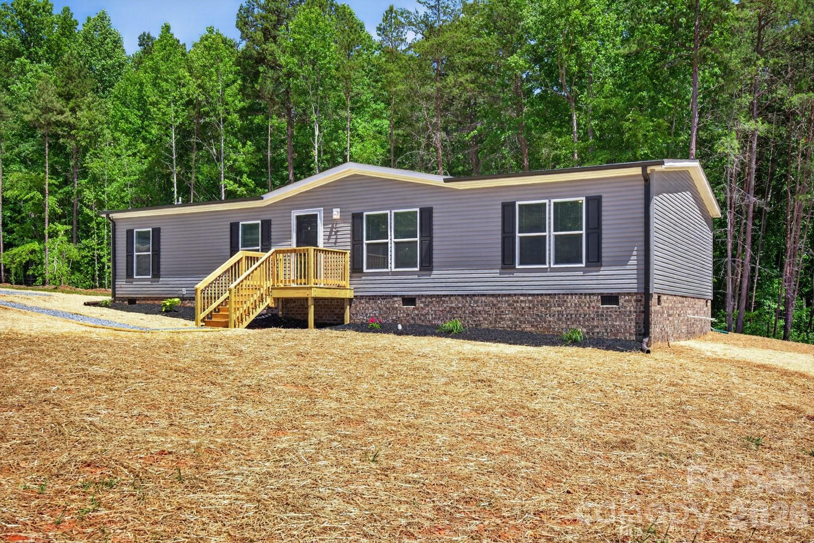 194 Harvick Lane, Lexington, NC - photo 3 of 44