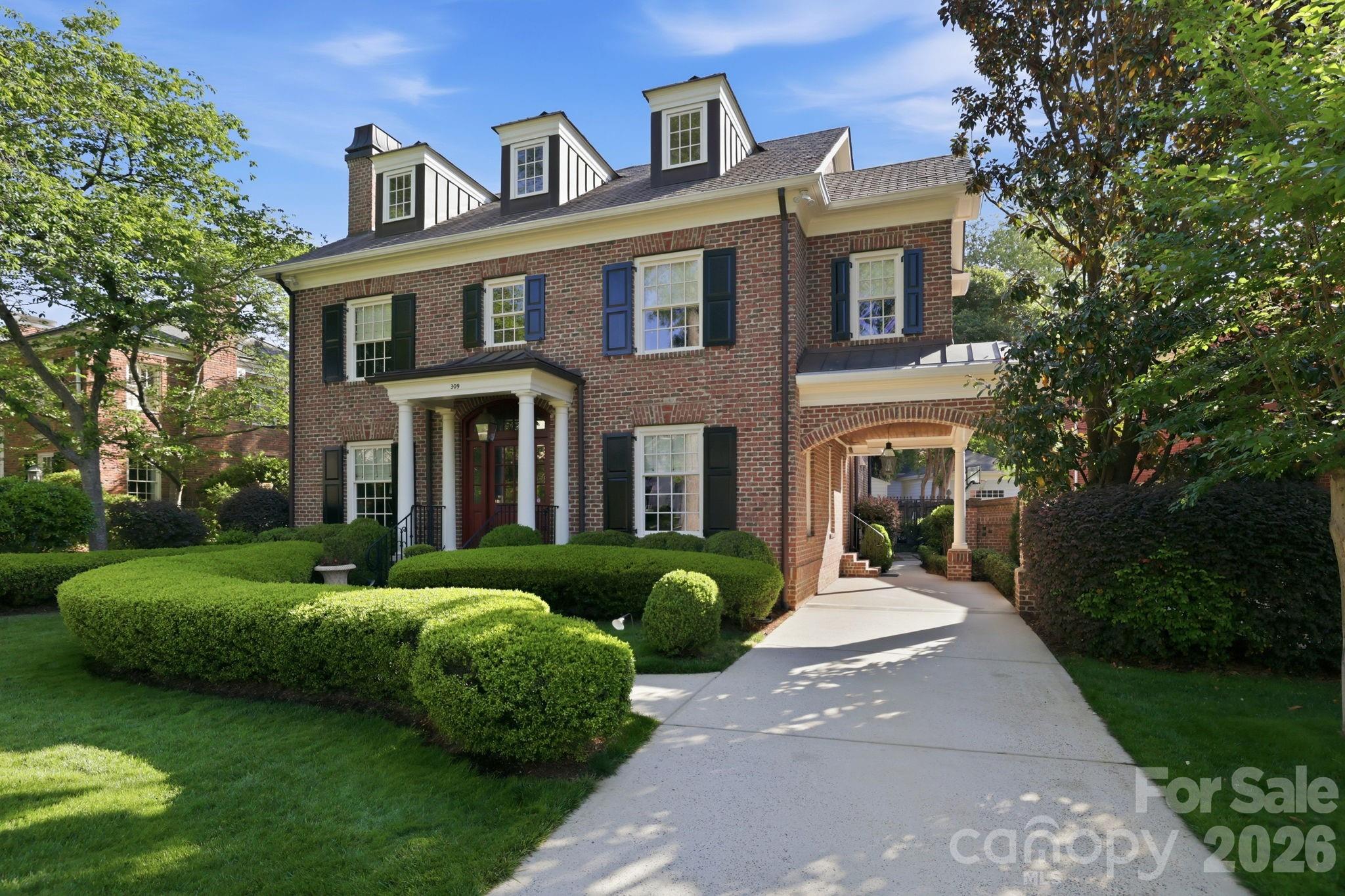 309 Hempstead Place, Charlotte, NC - photo 3 of 49