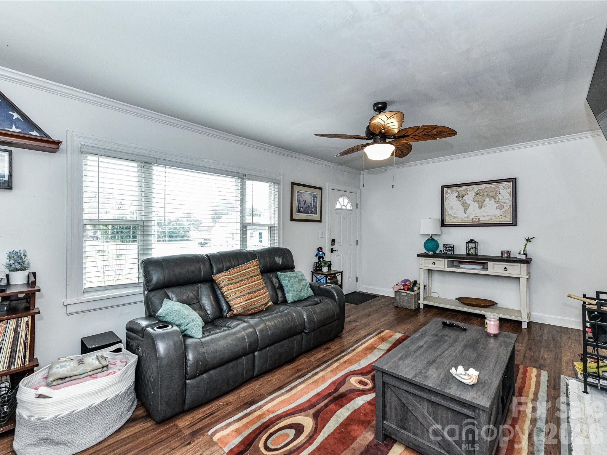 Photo 3 of 1240 Skyview Road, Charlotte, NC
