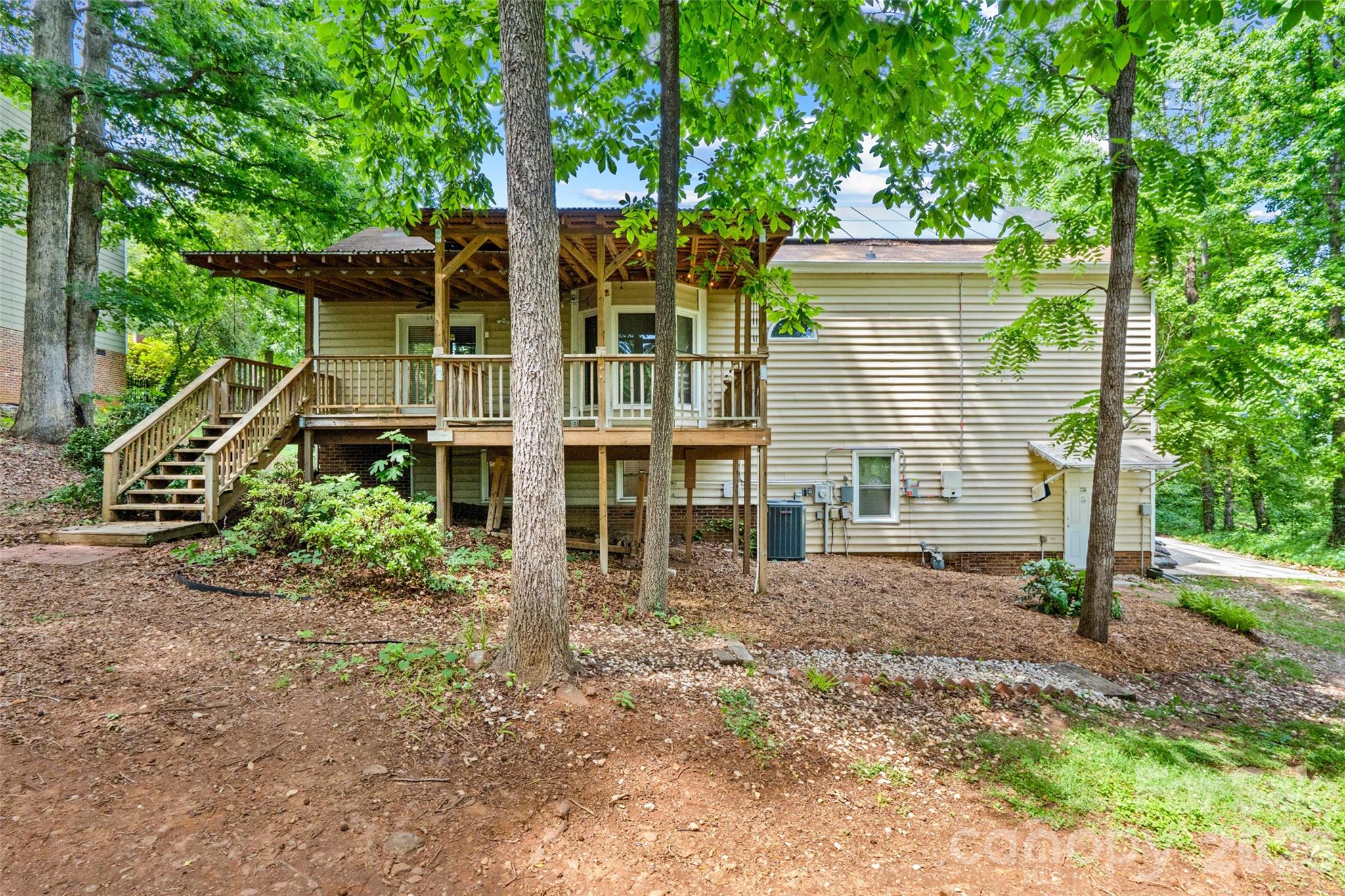 Photo 40 of 2001 Colony Hill Drive, Charlotte, NC