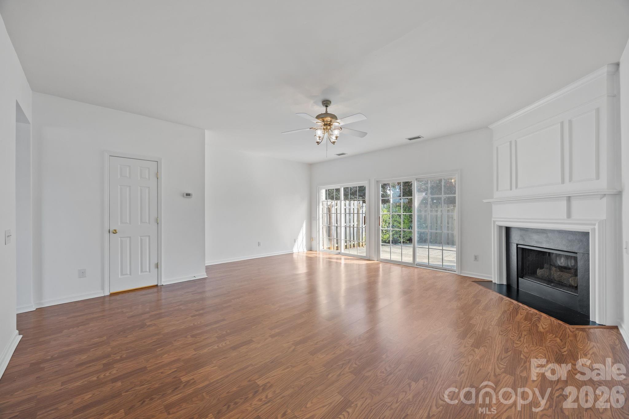Photo 4 of 3228 Mannington Drive, Charlotte, NC