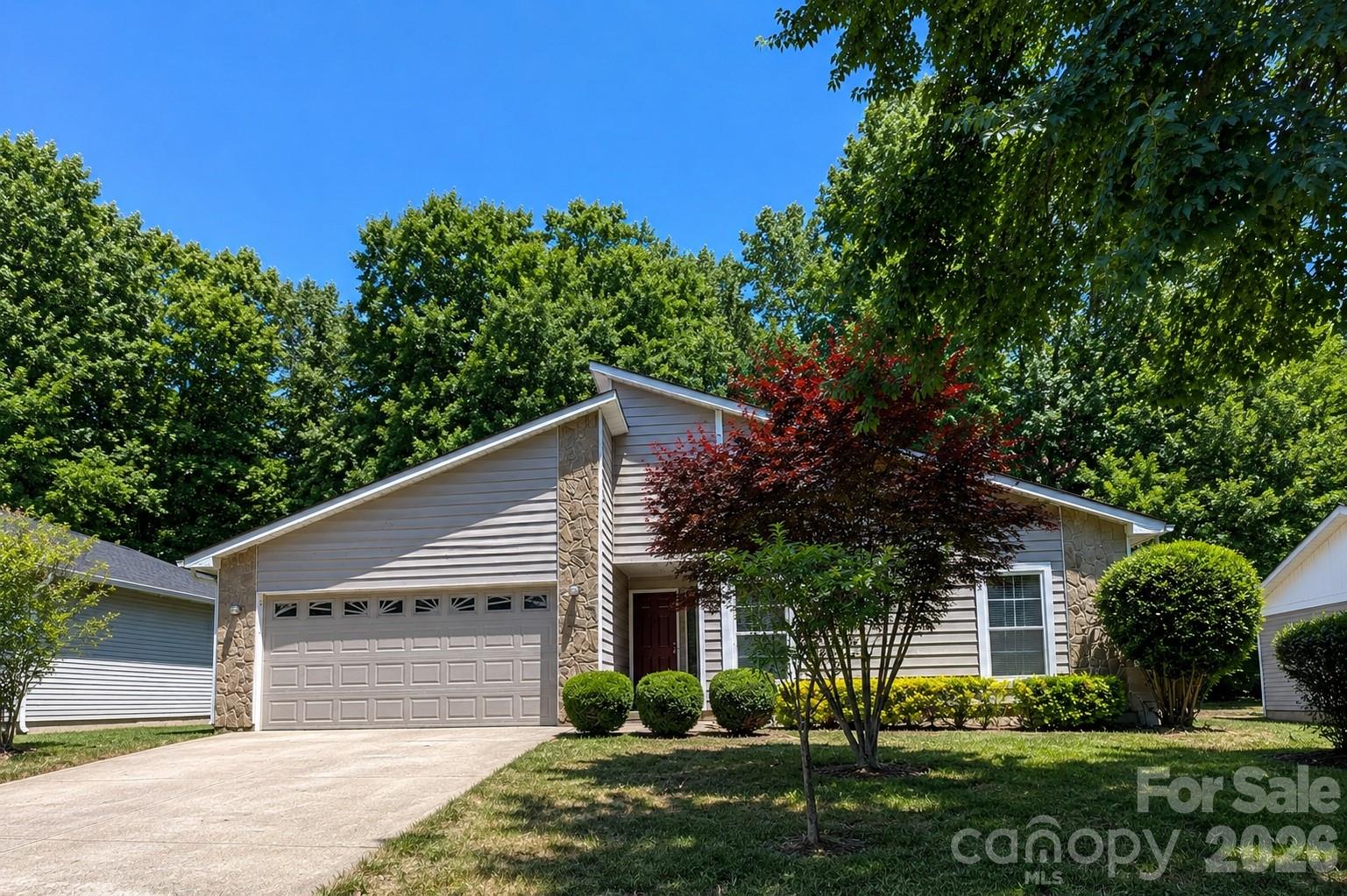 Exterior of 7636 Eastbourne Road, Charlotte, NC