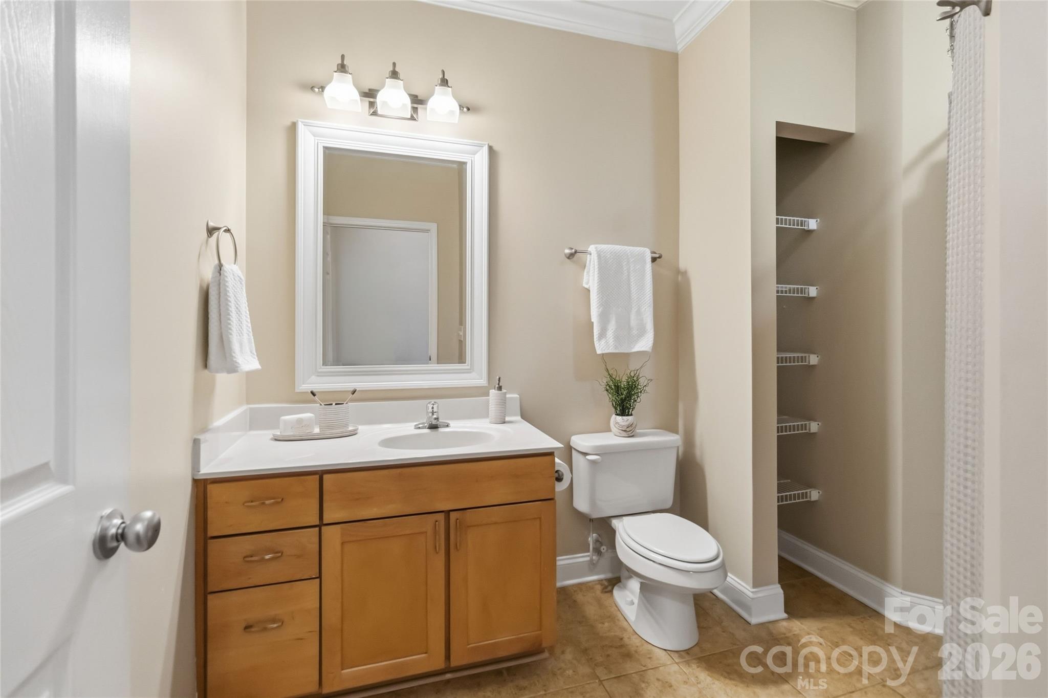 Photo 19 of 1000 E Woodlawn Road314, Charlotte, NC