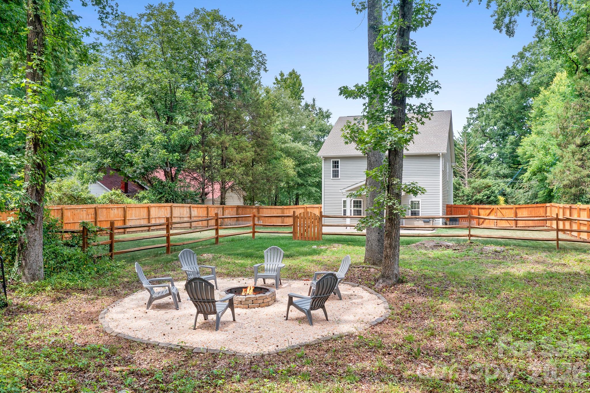 Photo 2 of 2617 Kendrick Avenue, Charlotte, NC
