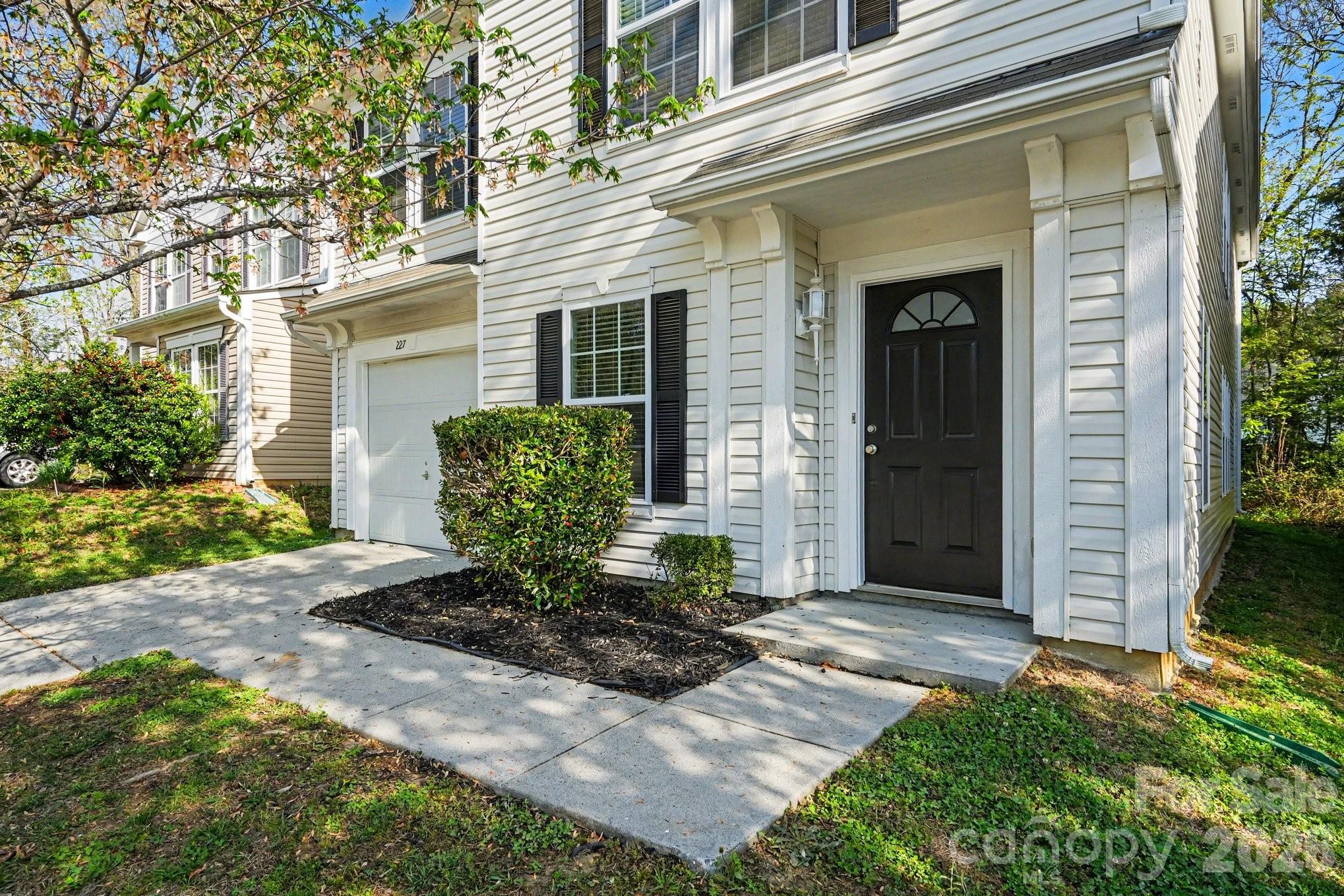 227 Morning Dew Drive, Concord, NC - photo 3 of 28