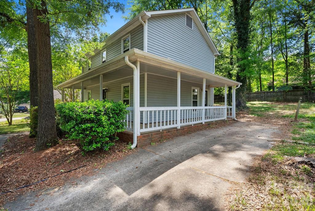 Photo 4 of 6719 Raeburn Lane, Charlotte, NC