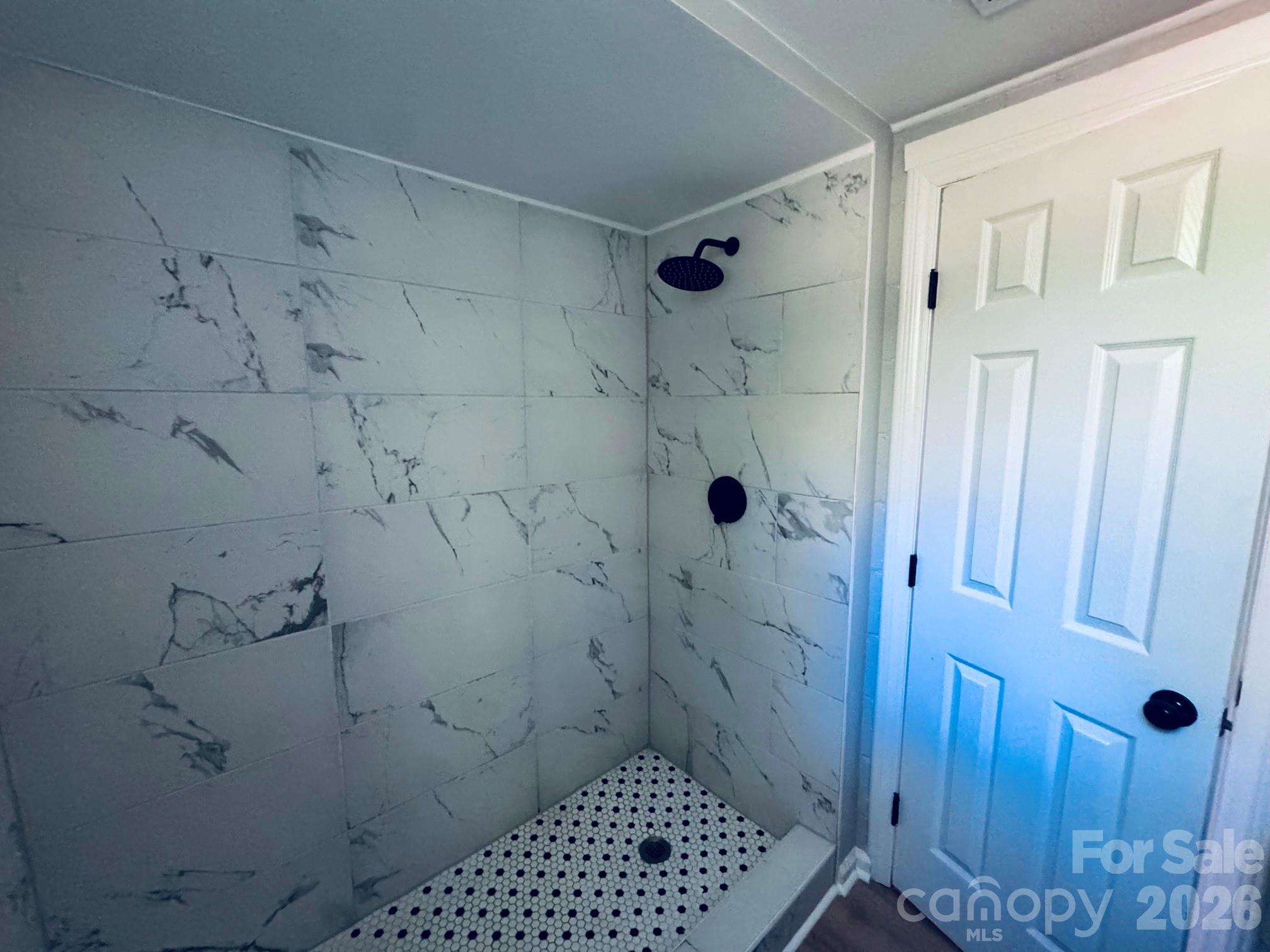 Photo 12 of 533 Frank Drive, Charlotte, NC