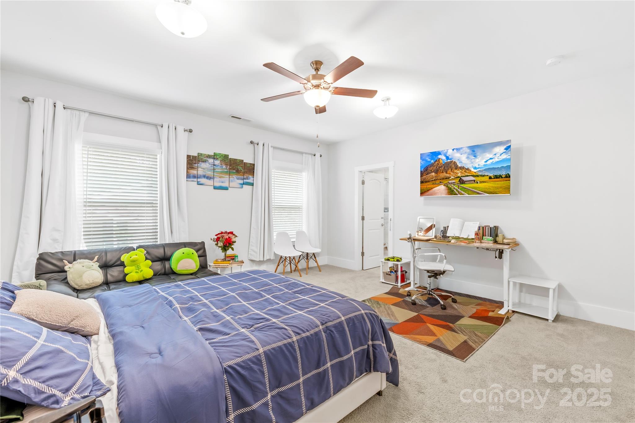 Home for sale at 1727 grace Lane, Charlotte, NC — photo 22 of 47