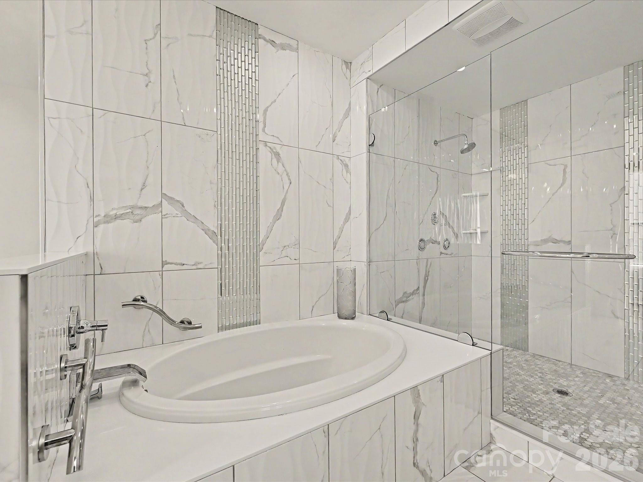 Photo 23 of 127 N Tryon Street509, Charlotte, NC
