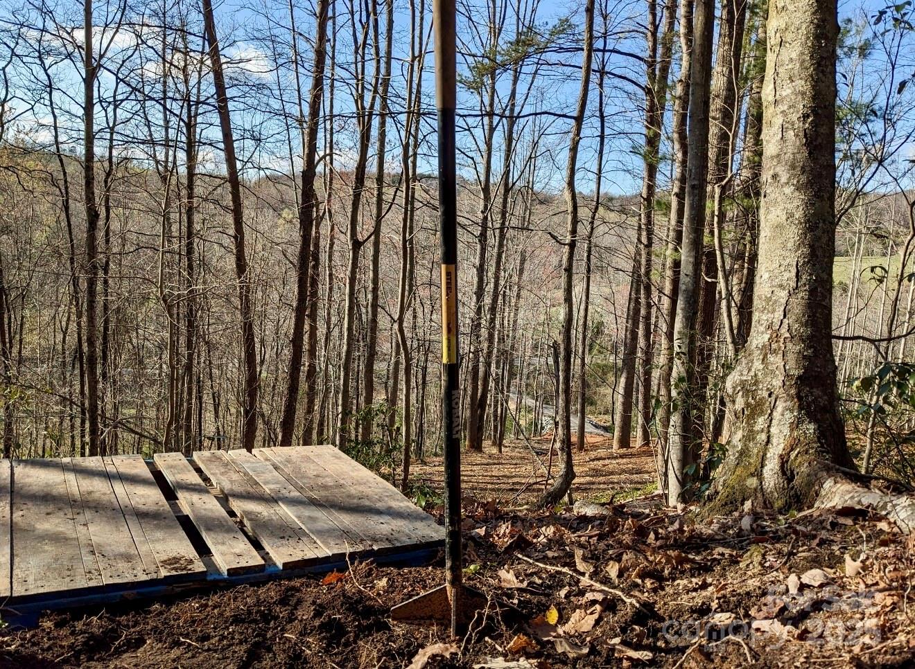 Photo 4 of 2828 E Pine Street, Mount Airy, NC