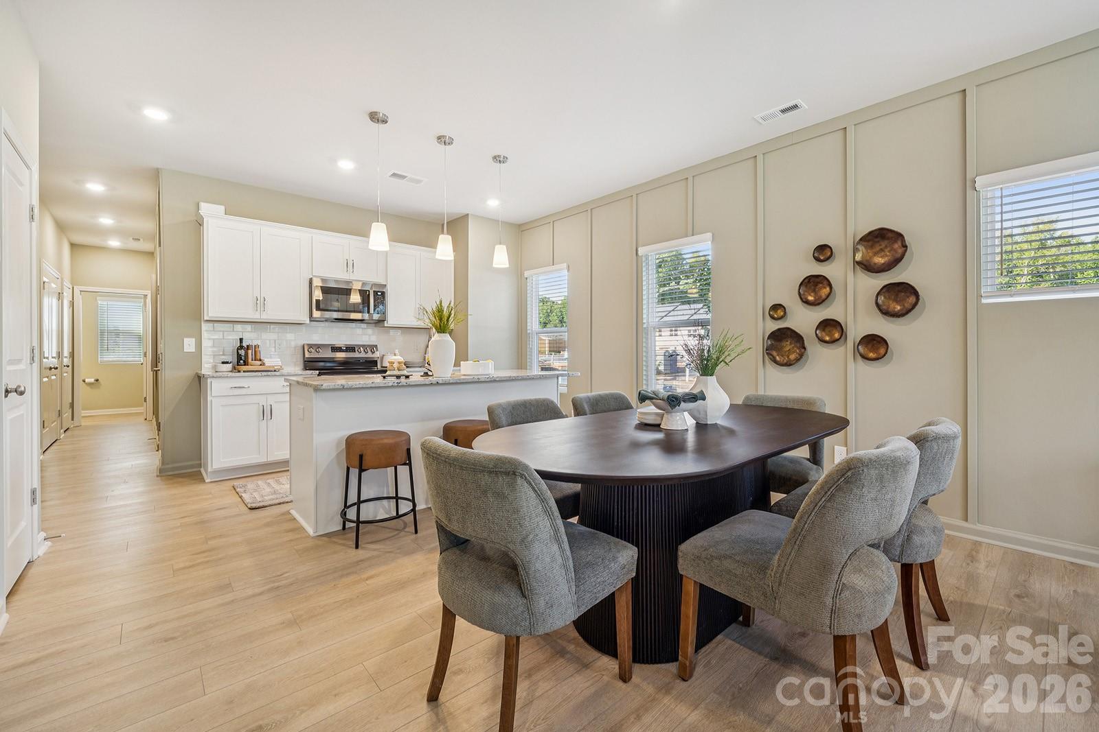 Photo 9 of 4624 Lakeview Road, Charlotte, NC