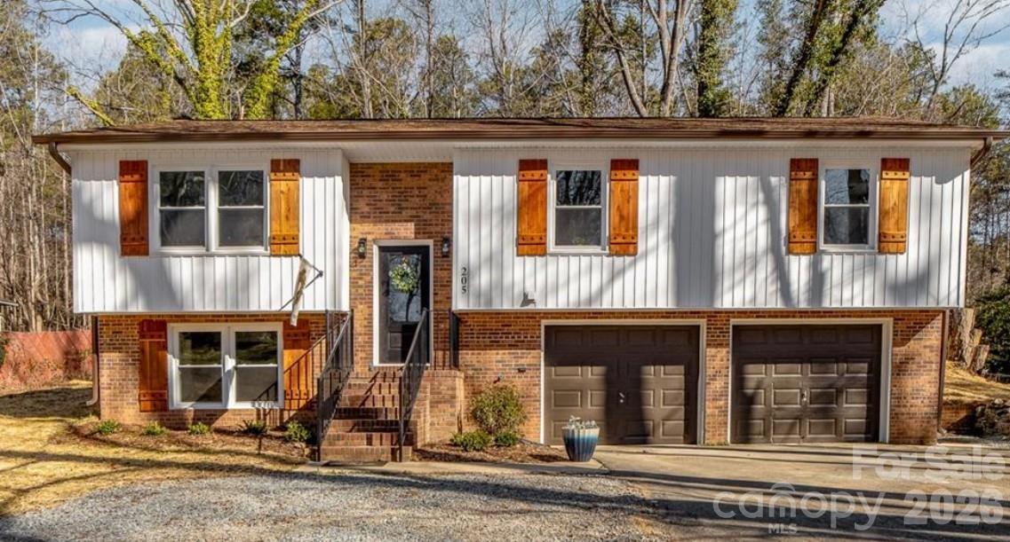 205 Redding Road, Stanley, NC