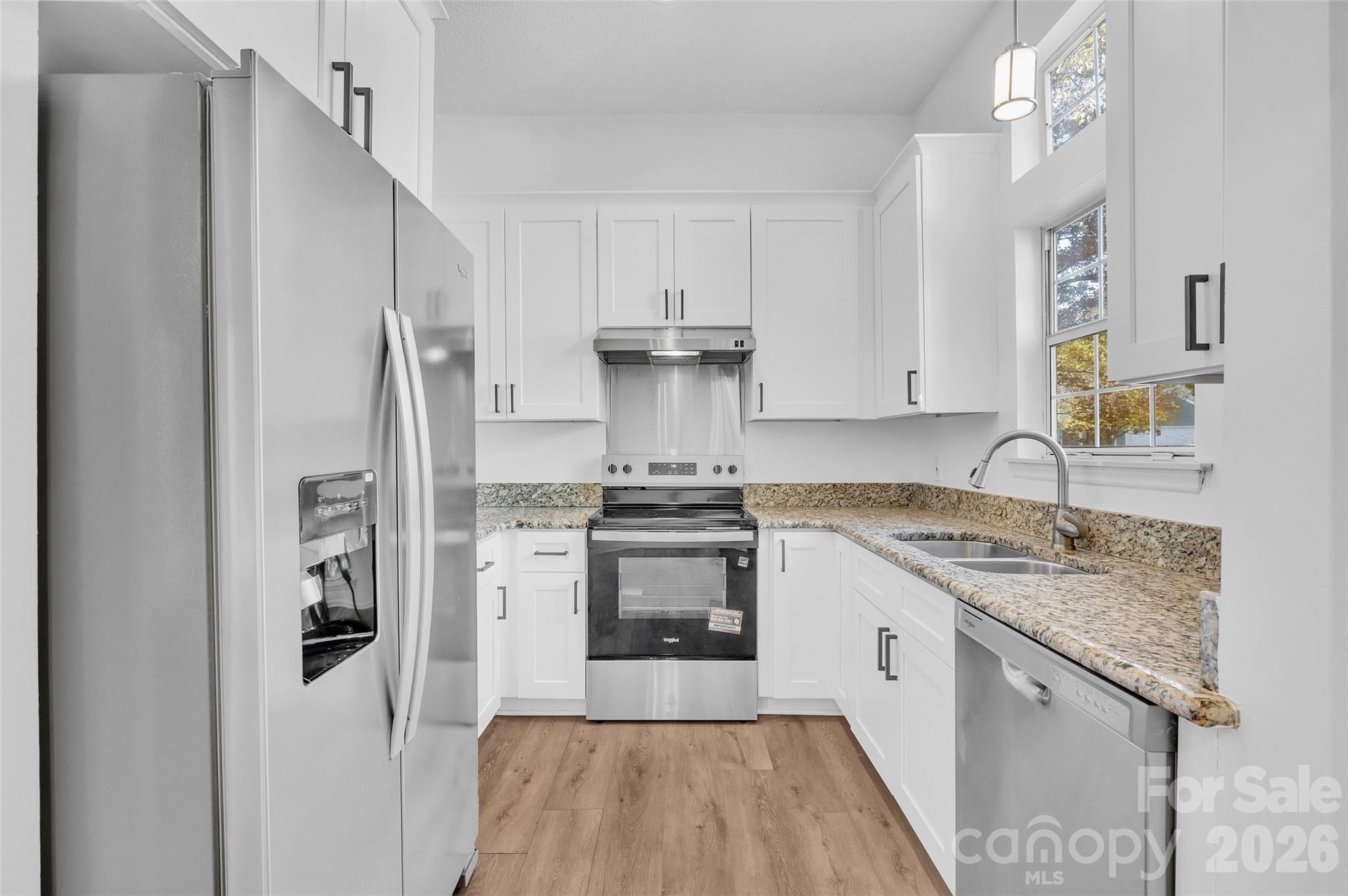 Photo 4 of 8327 Houndstooth Drive, Charlotte, NC