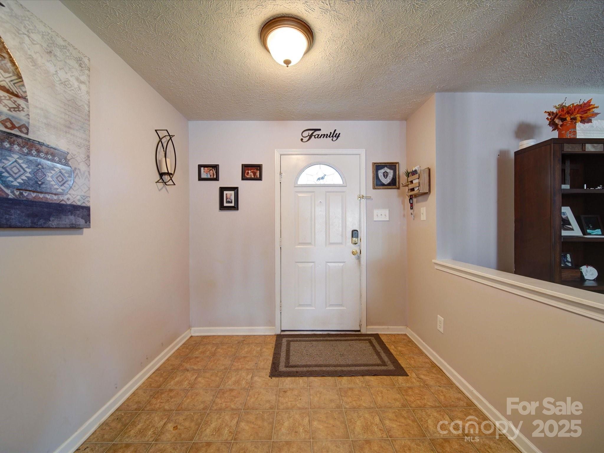 3841 Shasta Circle, Clover, SC - photo 3 of 49