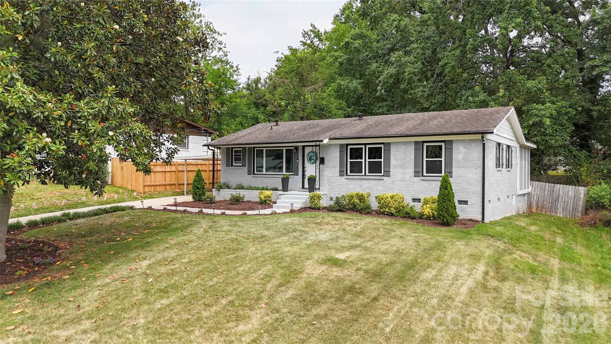 Photo 33 of 3629 Sargeant Drive, Charlotte, NC