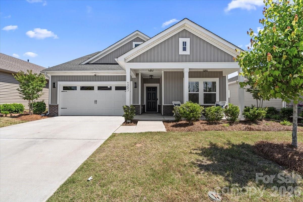 Photo 2 of 9287 Dunwich Drive, Gastonia, NC